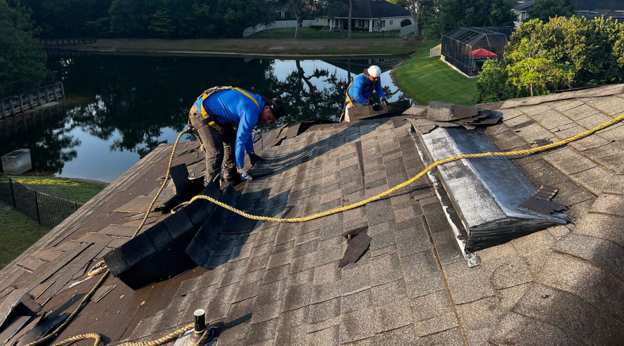 Roofer in Jacksonville, FL